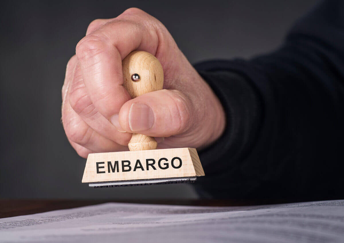 Was ist ein Embargo? – Bedeutung und Definition